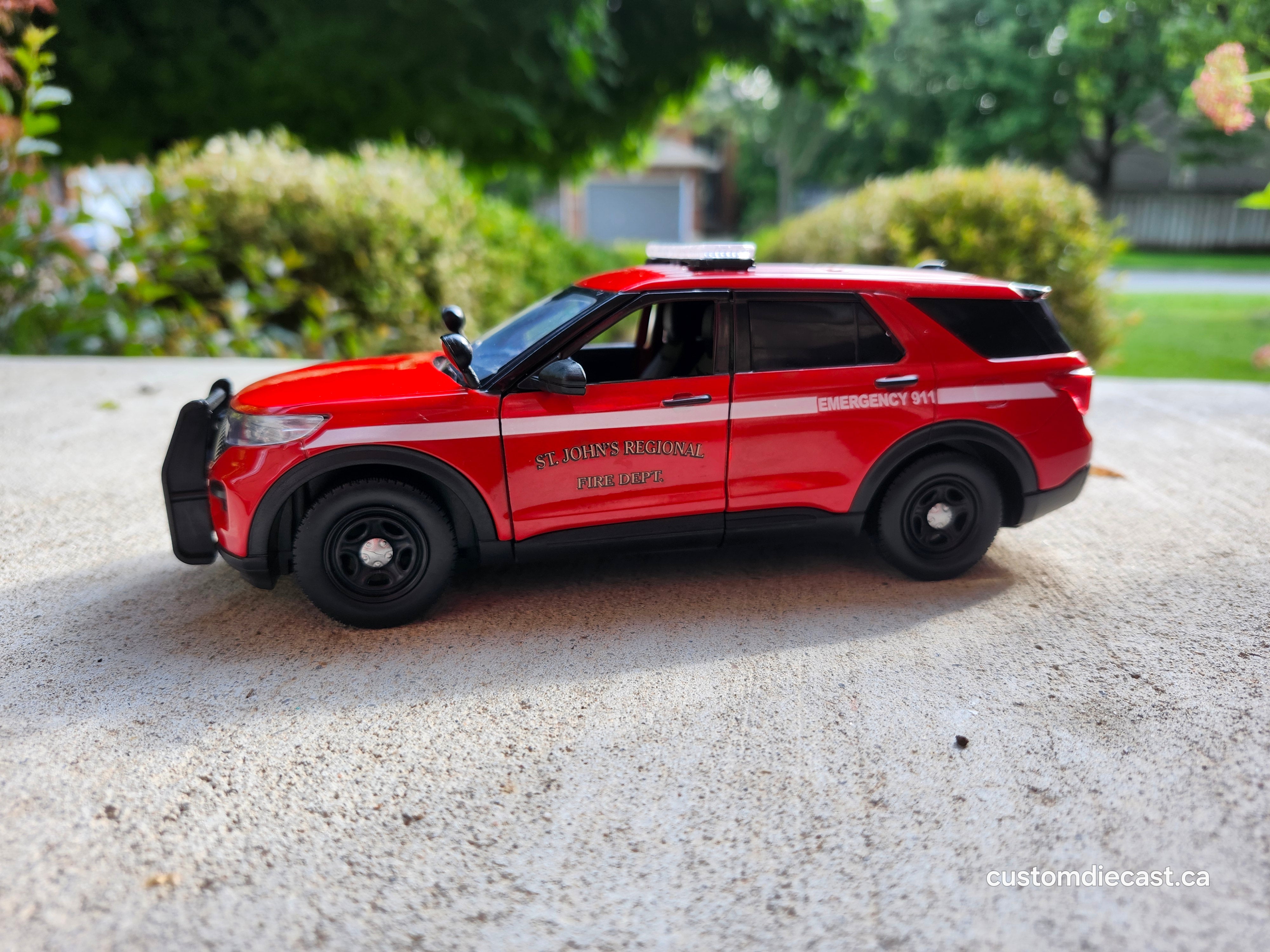 Motormax 24 scale 2022 Ford Interceptor Utility St John's Regional Fire ...