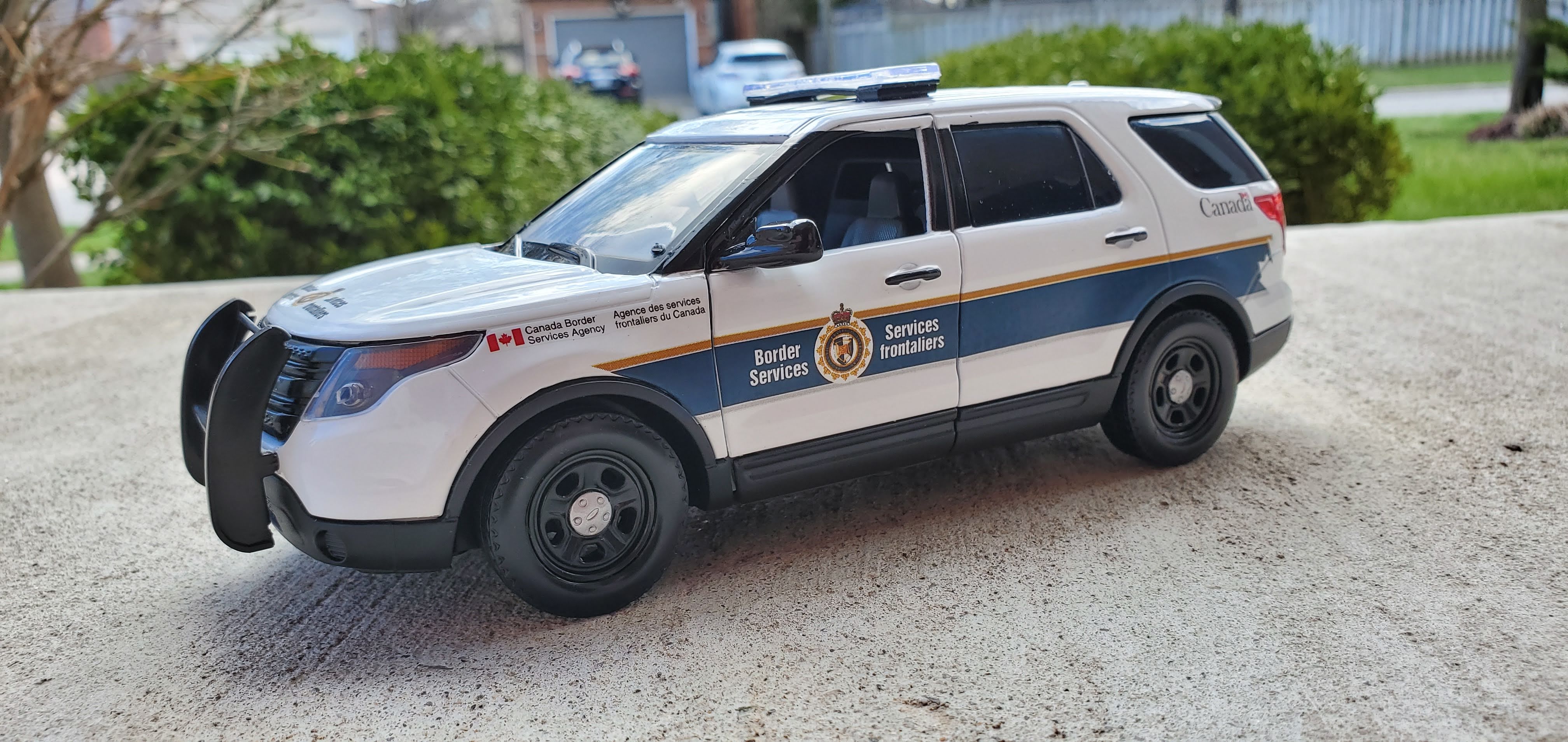 Motormax 18 scale 2015 Ford Utility Interceptor CBSA Canada Border ...